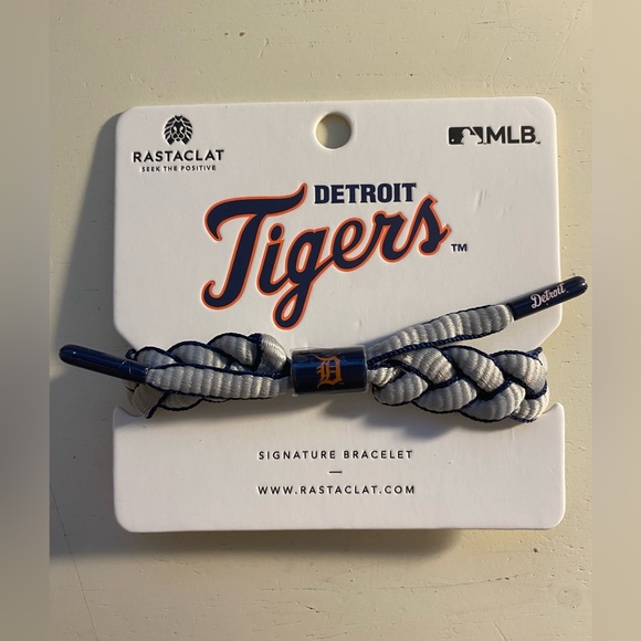 MLB | Jewelry | Nwt Detroit Tigers Signature Infield Bracelet | Poshmark
